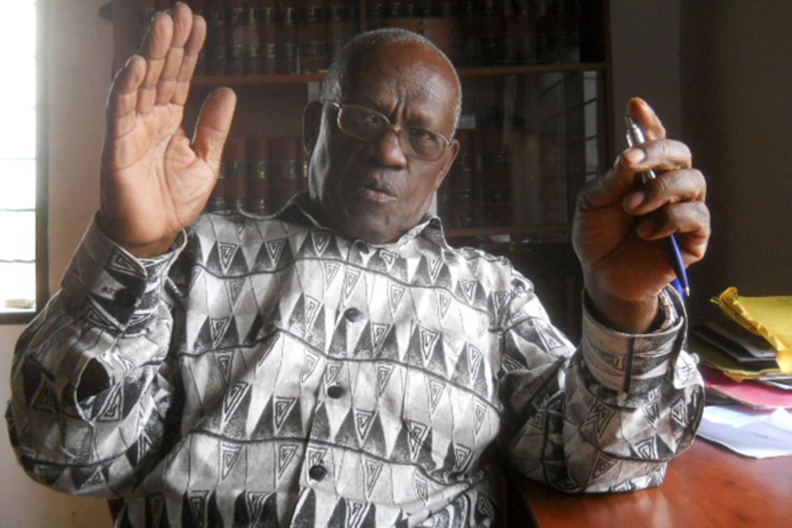 40 DAYS OVER! Crafty city lawyer Mugenyi ordered off grabbed property ...